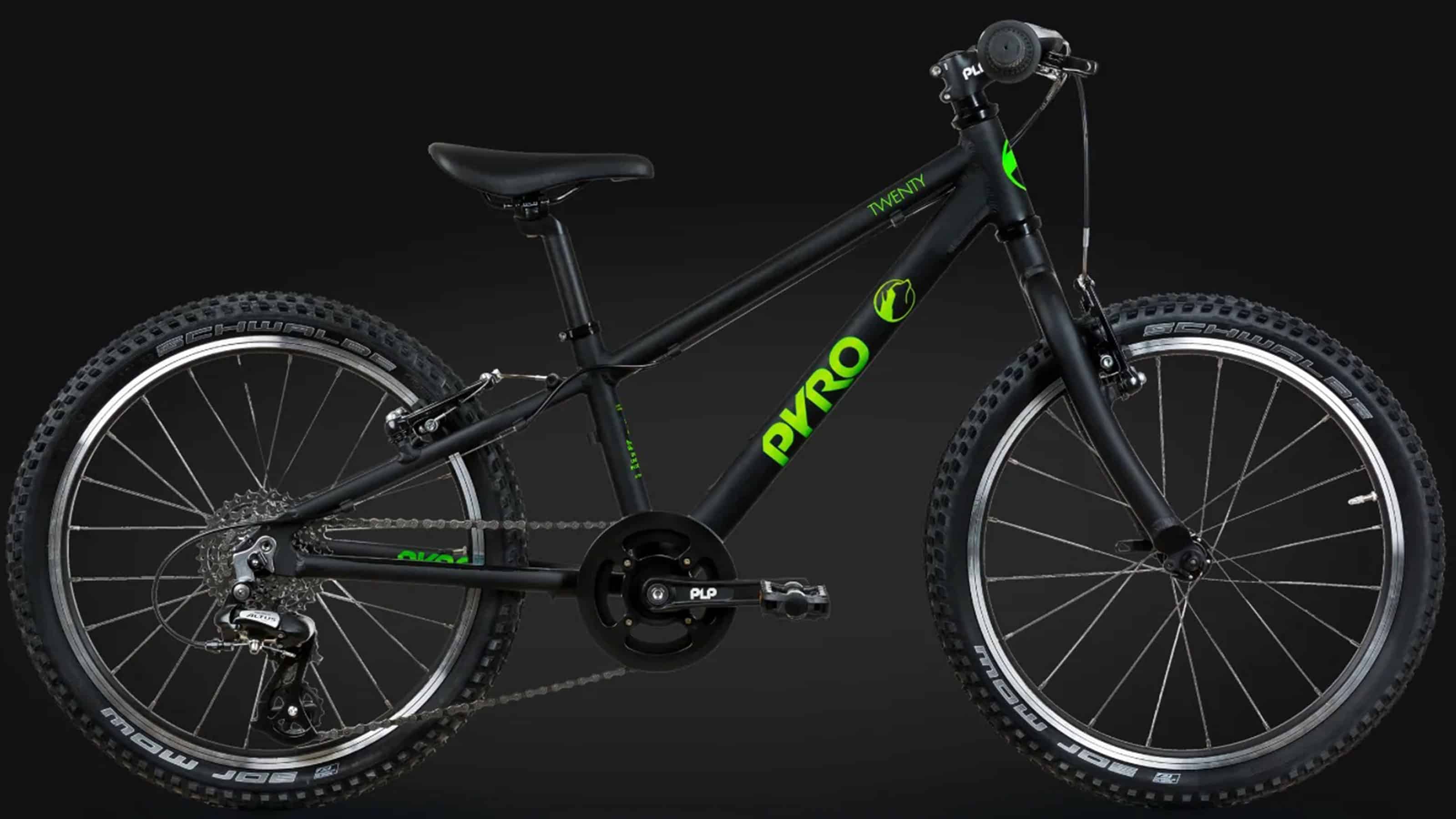 Pyro Twenty | matt schwarz | L | 1559163701